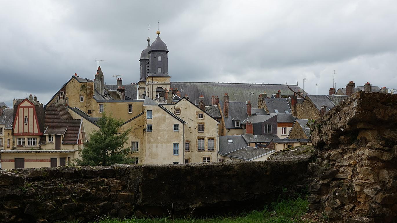 Sedan Ardennes francaises Cité médiévale tourisme de mémoire - Ardenne.org
